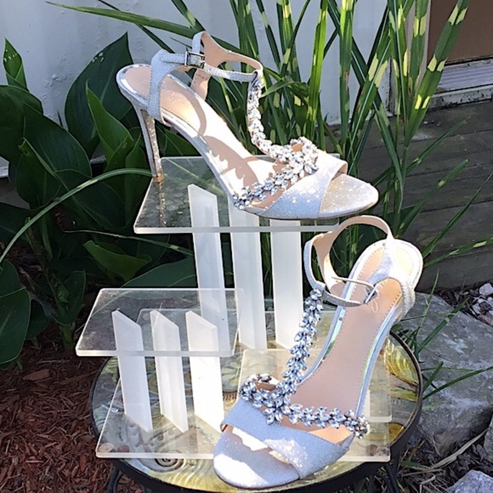 Badgley Mischka Jeweled Silver Heels(By Jewel) - Gem